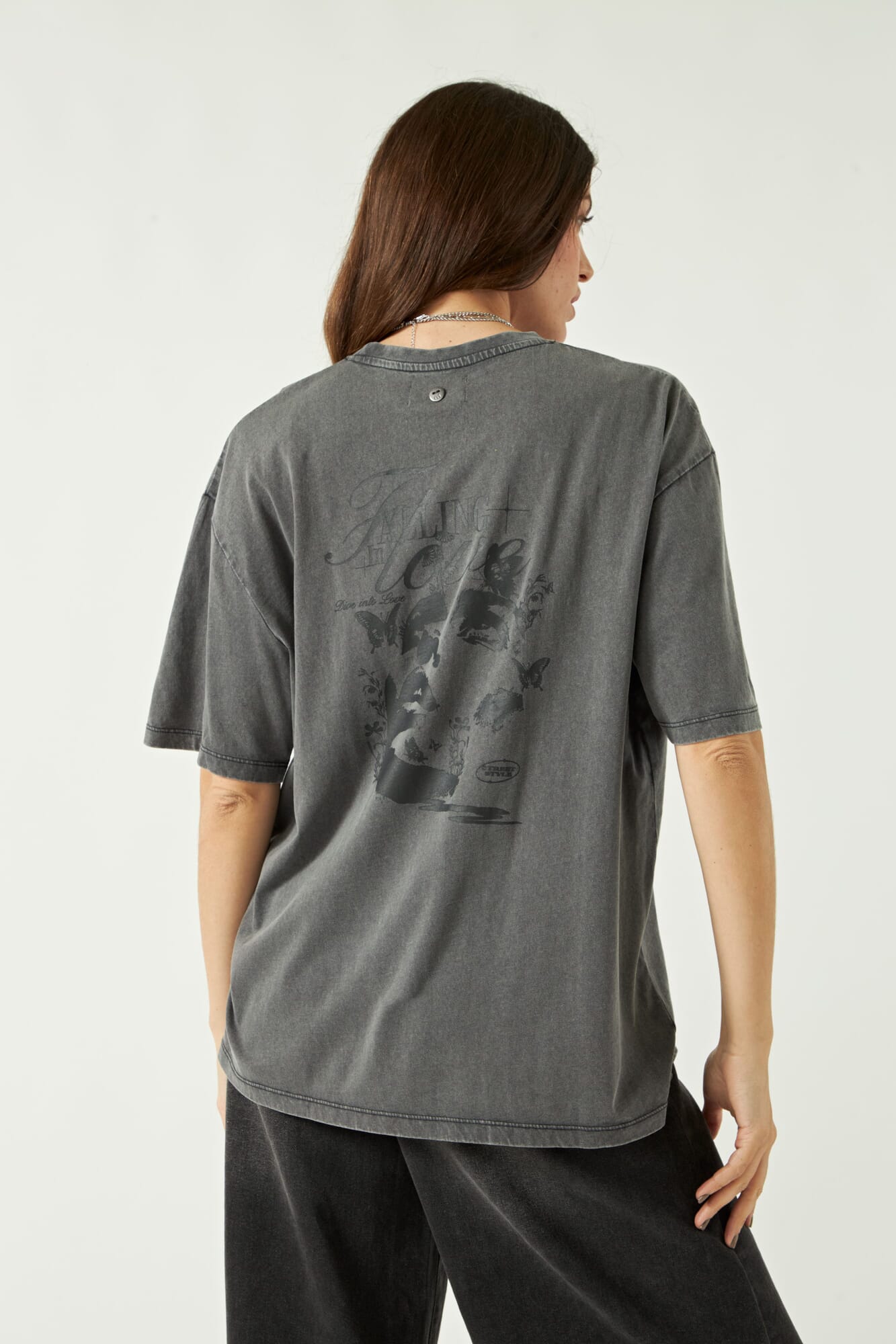 REMERA OVERSIZED SASI - Mistral